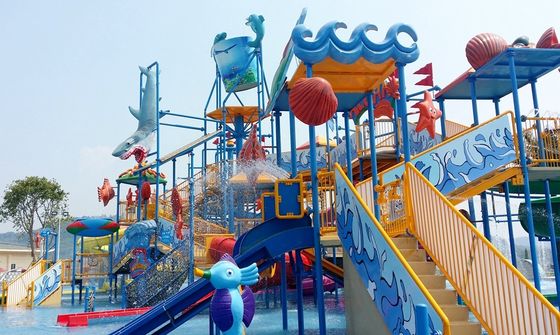 เชิงพาณิชย์ขนาดกลาง Water House สนามเด็กเล่นแพลตฟอร์มกับสไลด์น้ำสำหรับ ...